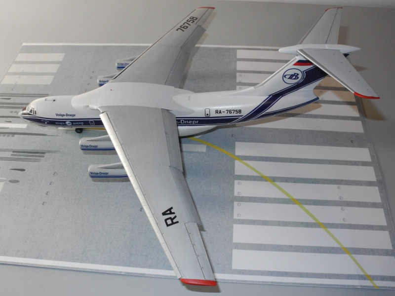 Ilyushin Il-76TD, Zvezda 1:144 von Johannes Wipauer