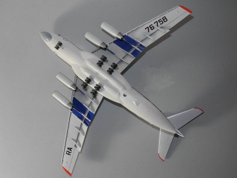 Ilyushin Il-76TD, Zvezda 1:144 von Johannes Wipauer